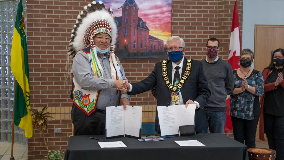 Melfort and Chakastaypasin sign memorandum of understanding - MBC Radio