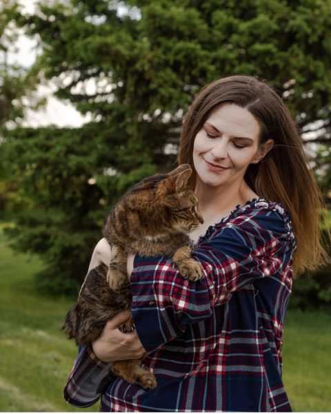 Family of woman killed near Weyburn make statement - MBC Radio